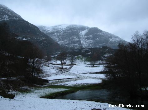 Fotos: Edrada con nieve. Edrada, Orense